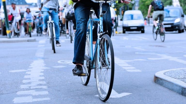 20 Ways to Promote Cycling to Work - Cycle About Town