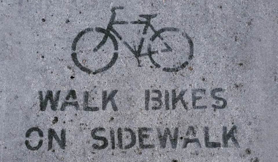 Can You Ride A Bike On A Sidewalk? Full Guide For Each State - Cycle ...